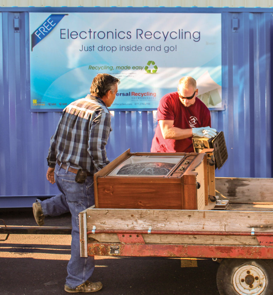 Reducing e-waste – Illinois Country Living Magazine