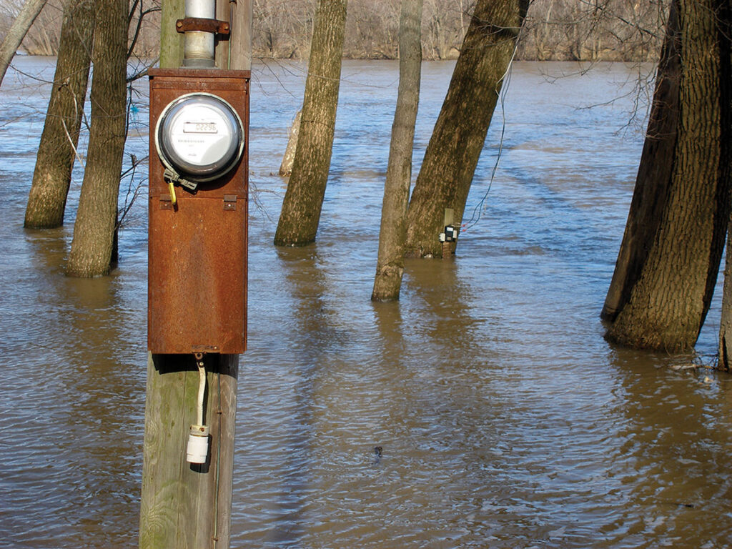 Stay afloat with flood safety tips – Illinois Country Living Magazine