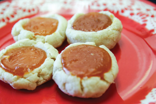 Lily Cookies - Illinois Country Living Magazine