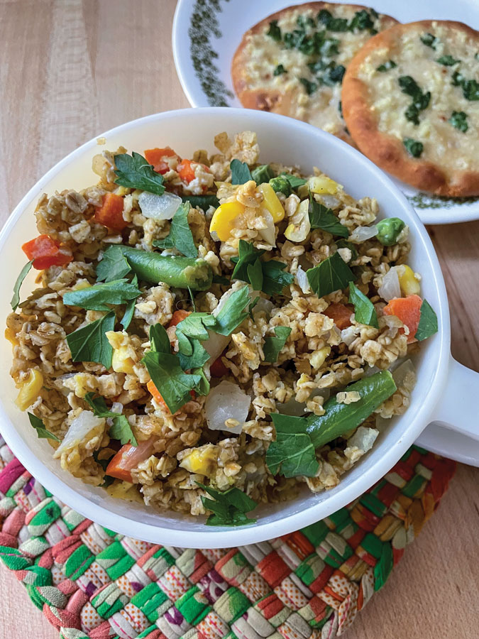 Oats, Veggies and Egg Scramble – Illinois Country Living Magazine