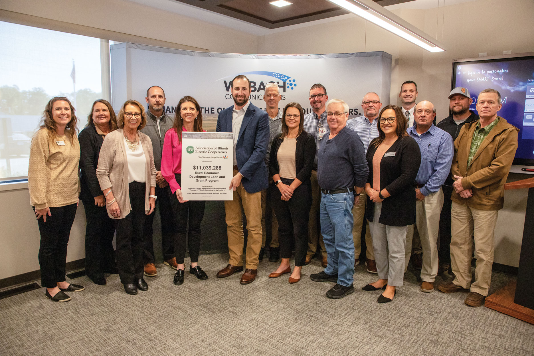 USDA recognizes Illinois’ electric co-ops – Illinois Country Living ...