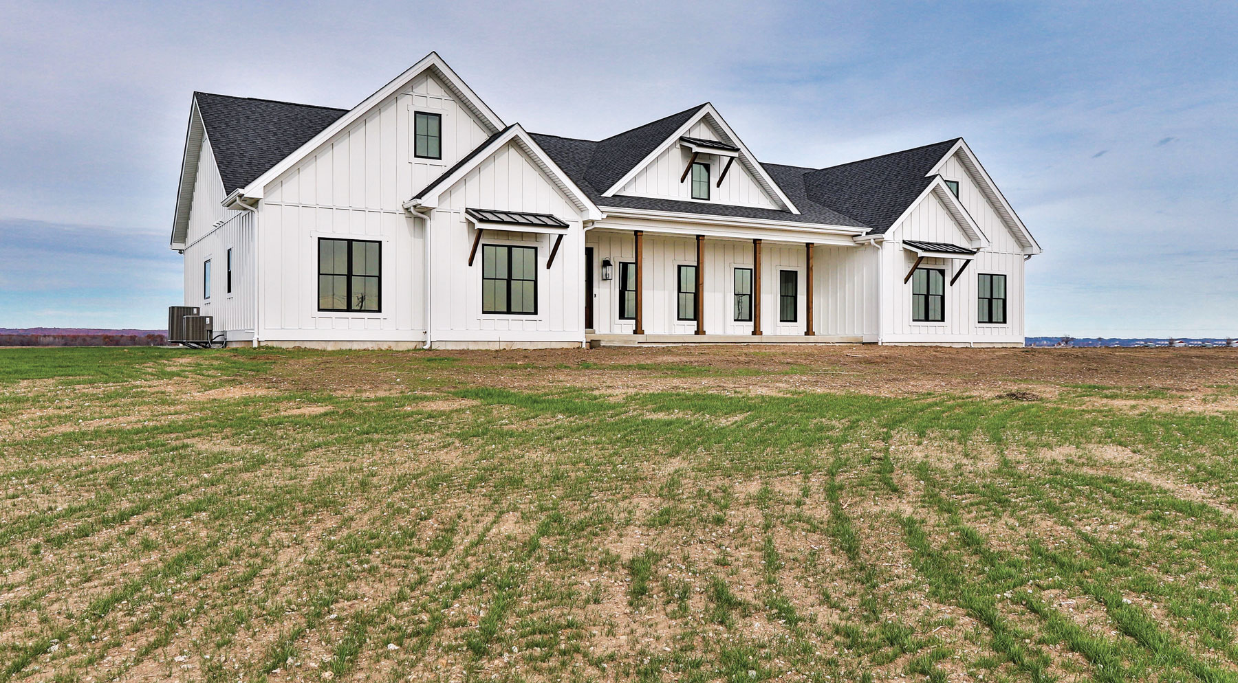 How the old farmhouse went modern – Illinois Country Living Magazine
